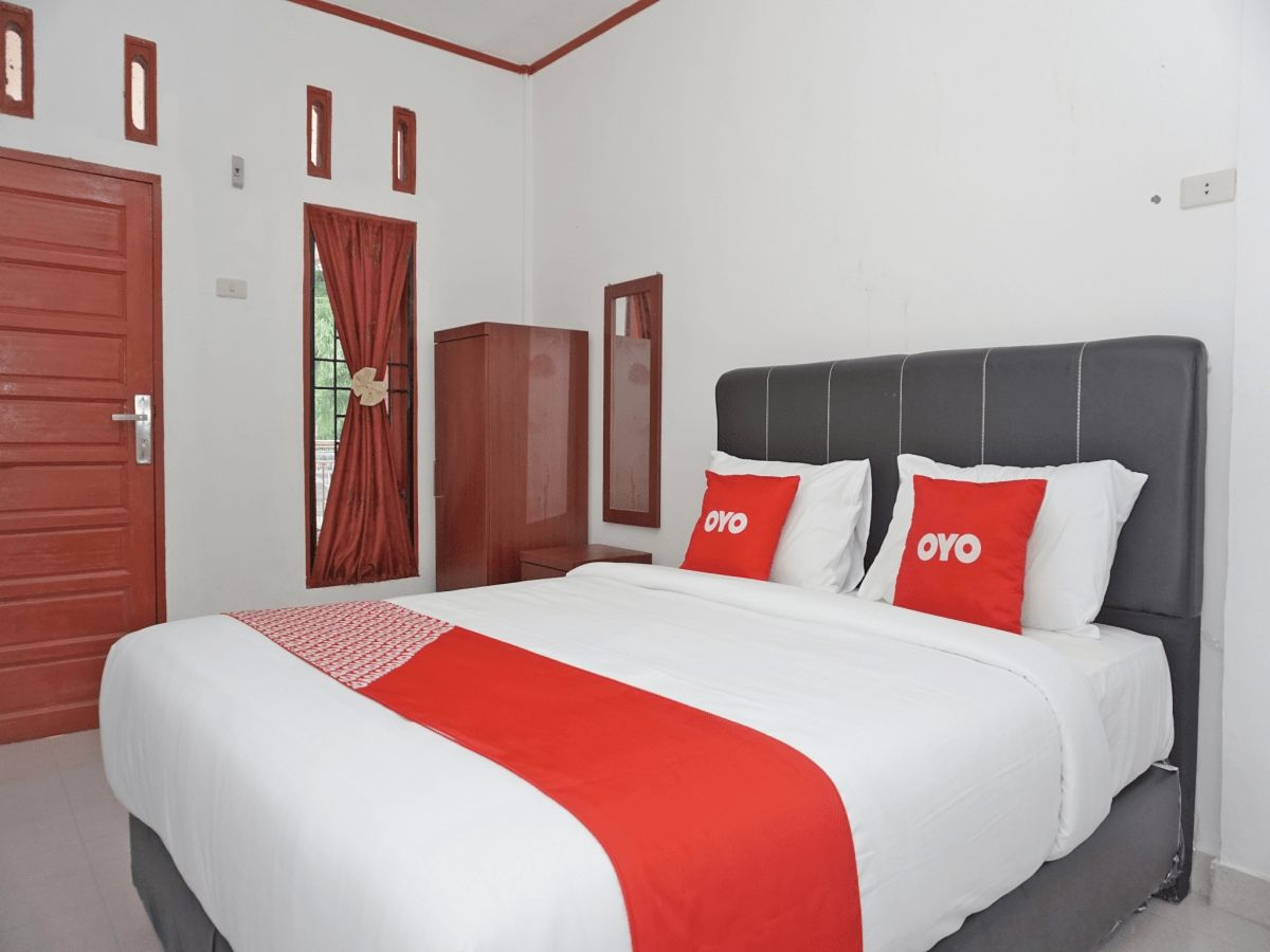 Harga Marina Hotel Samosir Terbaru 2023 - Booking Murah di tiket.com