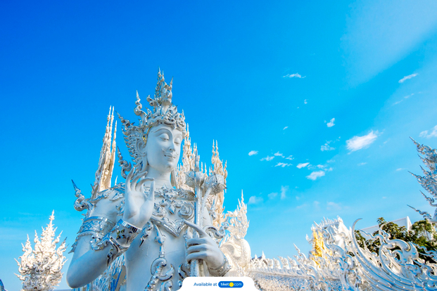 Tiket Fix Itinerary Car Rental with Driver between Chiang Mai and ...