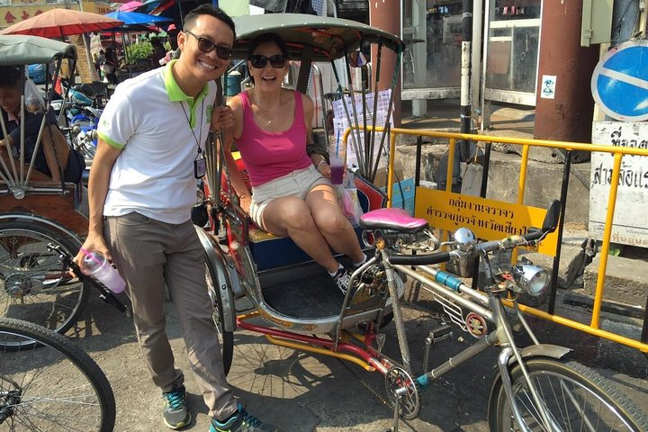 Tiket Chiang mai History with Tricycle Riding & Walking Private Tour ...