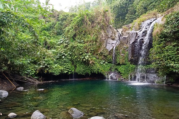 Tiket Hike through Java jungle and explore waterfalls, lakes and local ...