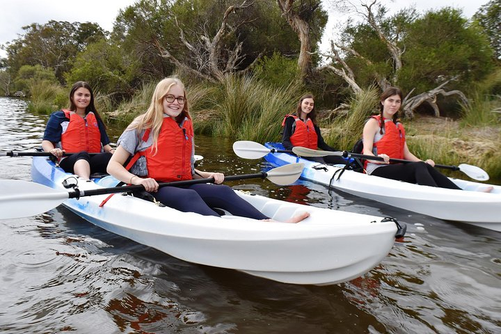 Tiket Perth Kayak Tour - Canning River Wetlands - Harga Promo tiket.com