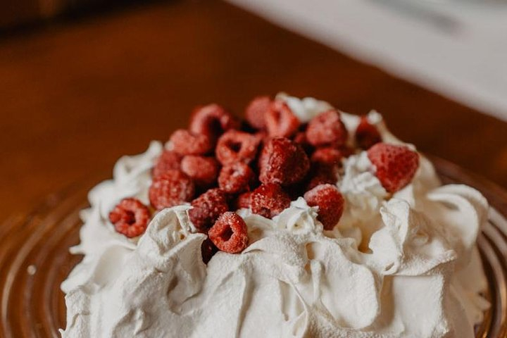 Tiket Delice De France – French Dessert Cooking Class In Paris - Harga ...