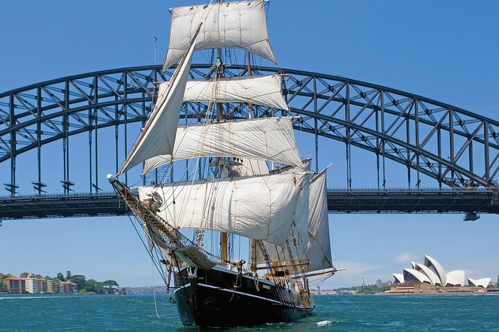 Sydney Harbour Tall Ship Lunch Cruise Harga Promo - tiket.com