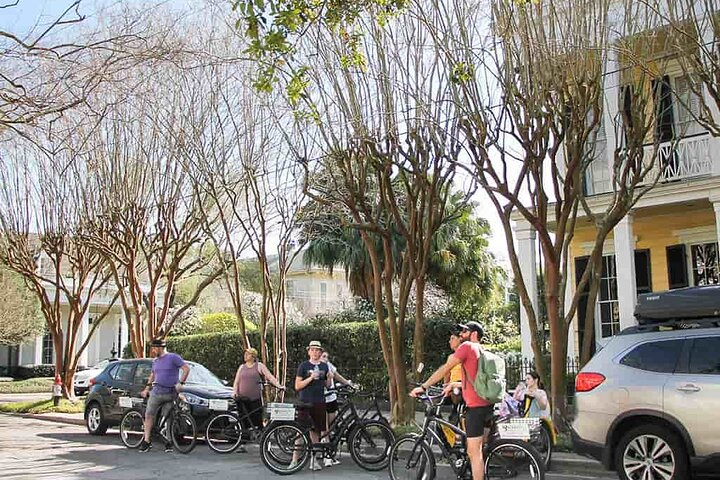 Neighborhoods of New Orleans Bike Tour Harga Promo - tiket.com