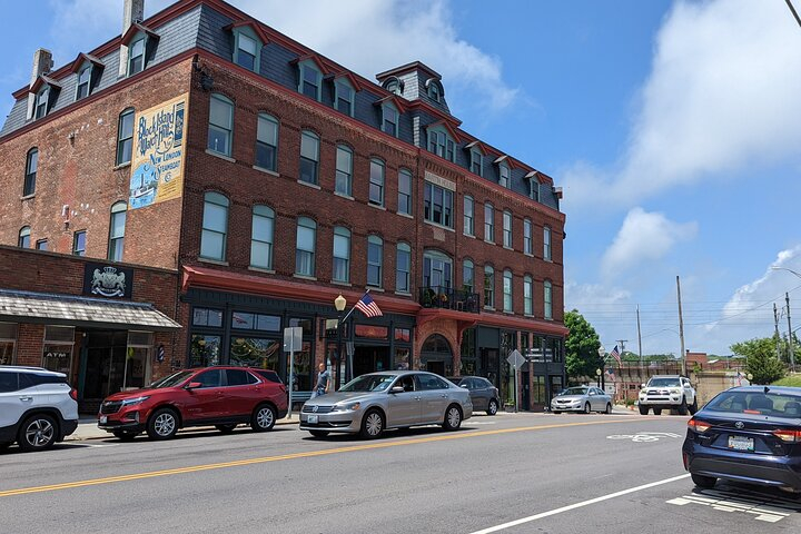 2 Hour Downtown Westerly Guided Ghost Tour Harga Promo - tiket.com