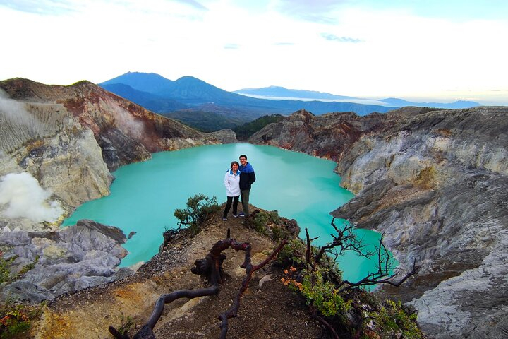 Tiket Ijen Blue Fire Trekking Tour - Harga Promo tiket.com