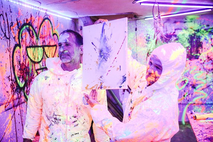 Tiket Splatter Art Paint Studio Experience in Hawaii - Harga Promo ...