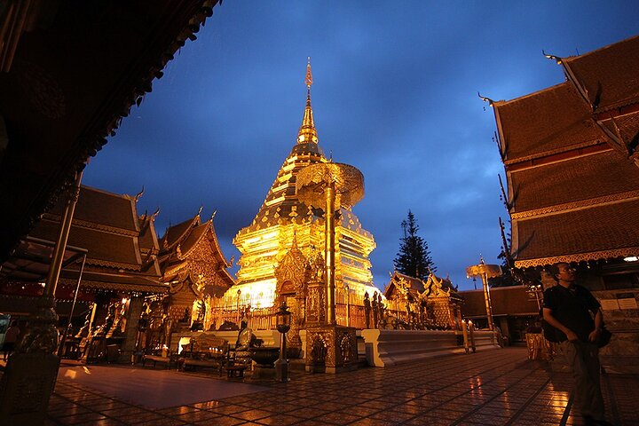 Tiket Doi Suthep and Wat Umong Night Tour From Chiang Mai - Harga Promo tiket.com