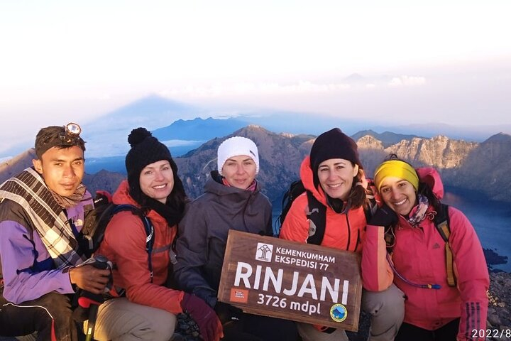 Tiket Mount Rinjani summit 3D/2N & 2D/1N Harga Promo - tiket.com