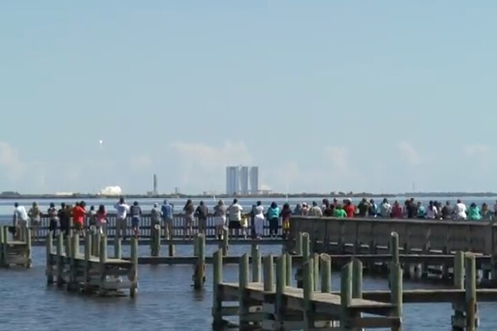 Rocket Launch Viewing from Space View Park - Artemis 1 - Space Launch ... Rocket Launch Viewing from Space View Park - Artemis 1 - Space Launch ...