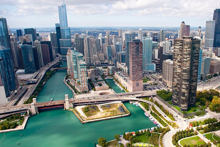 Chicago - Sightseeing Bus Tour Harga Promo - tiket.com