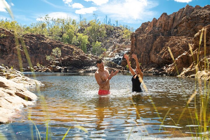 Tiket Katherine Gorge Cruise & Edith Falls Day Trip Escape from Darwin - Harga Promo tiket.com