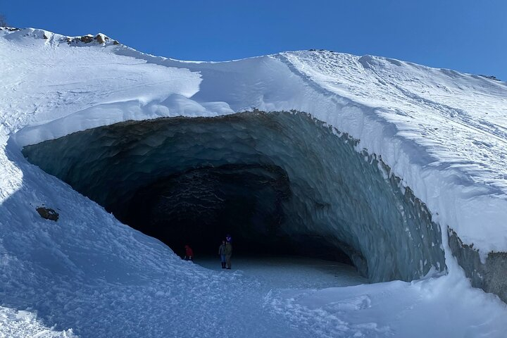 Tiket Castner Glacier Ice Cave Adventure from Fairbanks - Harga Promo ...