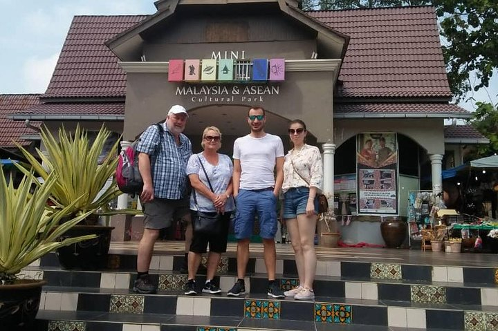 Get Ticket UNESCO-listed City, Malacca - Full Day Tour with Lunch Promo ...