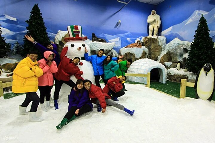 Tiket Bangkok Dream World & Snow Town Theme Park Admission Ticket Harga ...