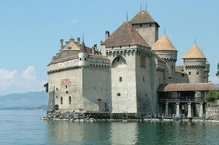 Tiket Montreux Private Guided Walking Tour Harga Promo - tiket.com