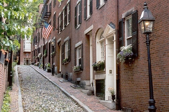 Tiket Private 1.5-Hour Freedom Trail Walking Tour with Costumed Guide ...