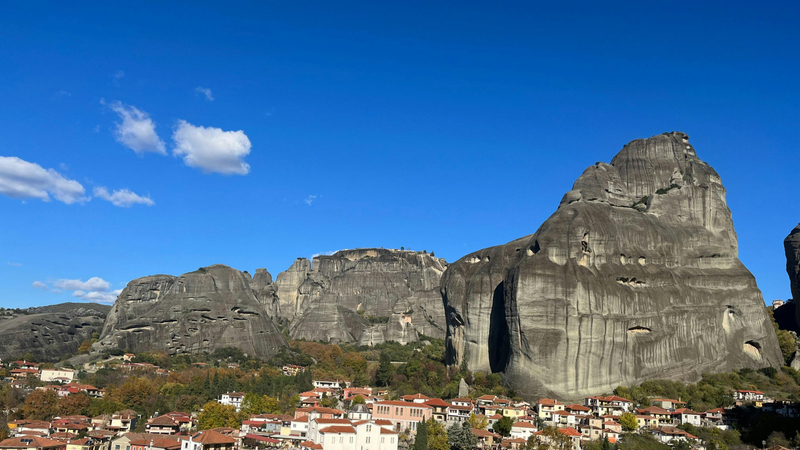 Get Ticket Meteora tour from Athens with lunch Promo Prices - tiket.com