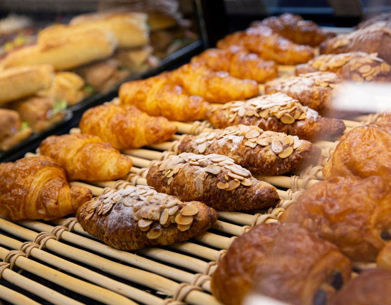 Tiket Paul Singapore Jewel Changi Airport Harga Promo - tiket.com