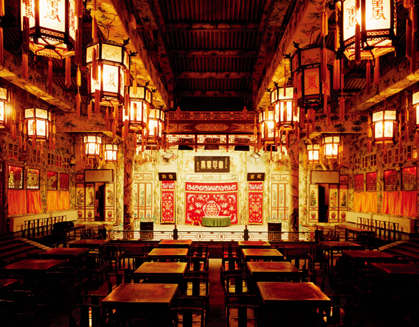 Tiket Beijing native uncle accompanies you to visit the Hutongs ...