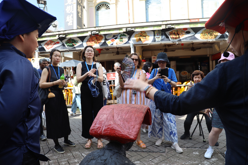 Get Ticket (Her)Story of the Samsui Women Promo Prices - tiket.com