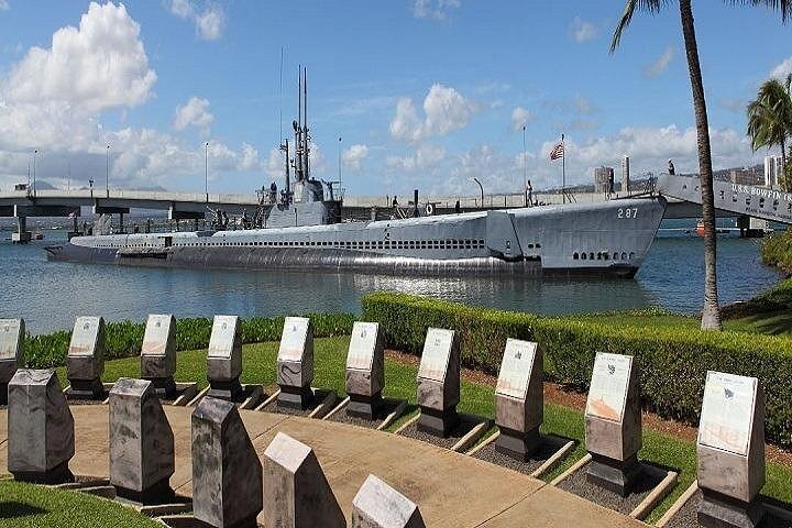 Tiket Pearl Harbor & Mini Circle Island Departing from Maui Harga Promo ...