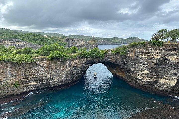 Tiket Nusa Penida Day Trip to the Iconic West Side Harga Promo - tiket.com