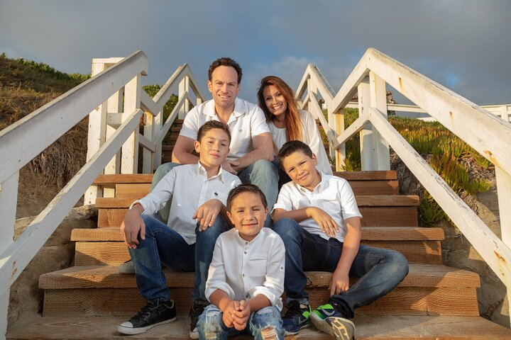 Tiket Fun Family Portrait Session in San Diego Harga Promo - tiket.com