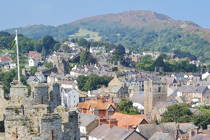 Tiket Conwy Town & Castle exterior open group tour with official guide ...