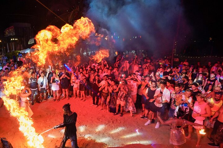 Tiket Full Moon Party at Paradise Beach Phuket Harga Promo - tiket.com
