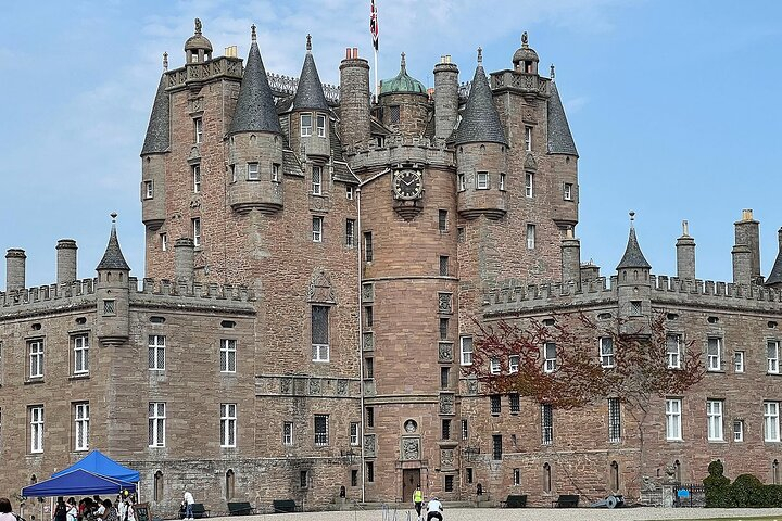 Tiket Haunted Castles of Scotland Tour of Glamis and Dunnottar Harga ...