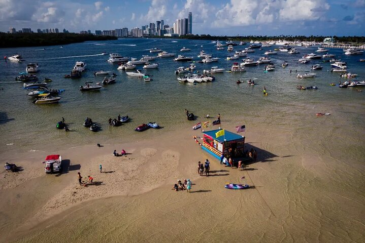 Tiket Miami Biscayne Bay Boat Tour with Sandbar Experience. Harga Promo ...