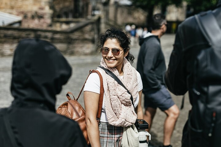 Tiket Edinburgh Castle Highlights Tour with Tickets, Map, and Guide ...