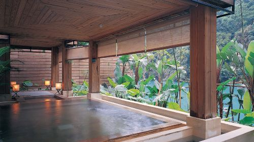 Tiket Fulaoduo Wulai Resort in New Taipei City | Scenic Hot Spring Room ...