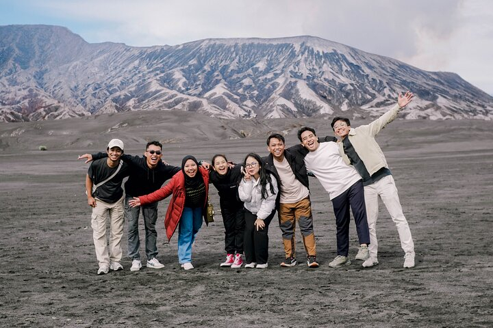 Tiket One Day Bromo Sunrise Guided Trip with Photos via Malang Harga ...