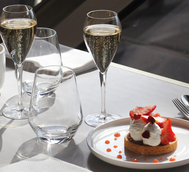 Get Ticket Paris: 3-Course Lunch at Eiffel Tower's Madame Brasserie ...