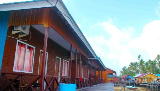 Derawan Fisheries Cottage, Sea View,Private Balkon, Berau Booking Murah ...