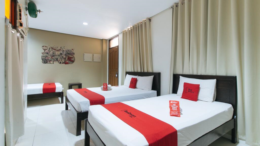 RedDoorz @ Arzo Hotel Grand Lodge Updated Price 2023 - Book now on tiket.com
