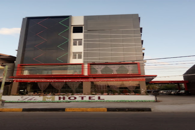 Hotel M Pinrang Harga Terbaru 2023 - Booking Murah di tiket.com