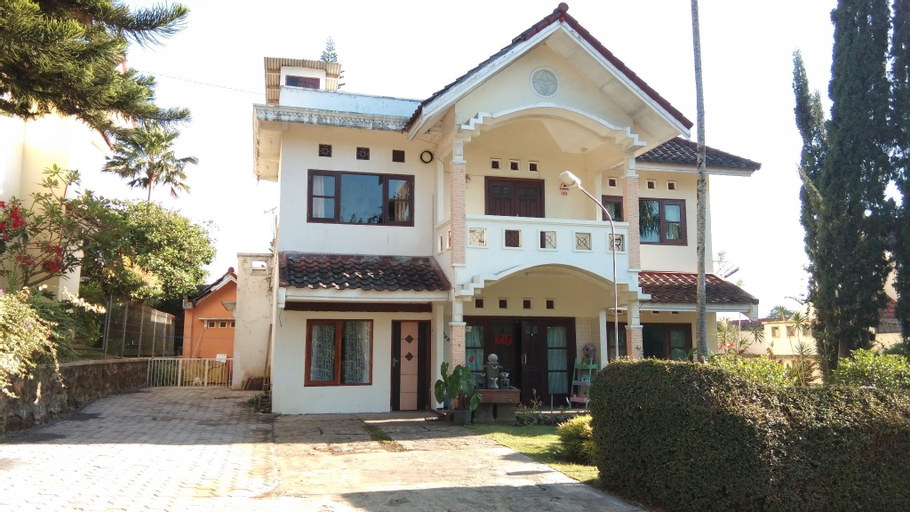 5KT Blessed Villa Homestay Agro Kusuma Batu Malang - Harga Promo 2023 ...