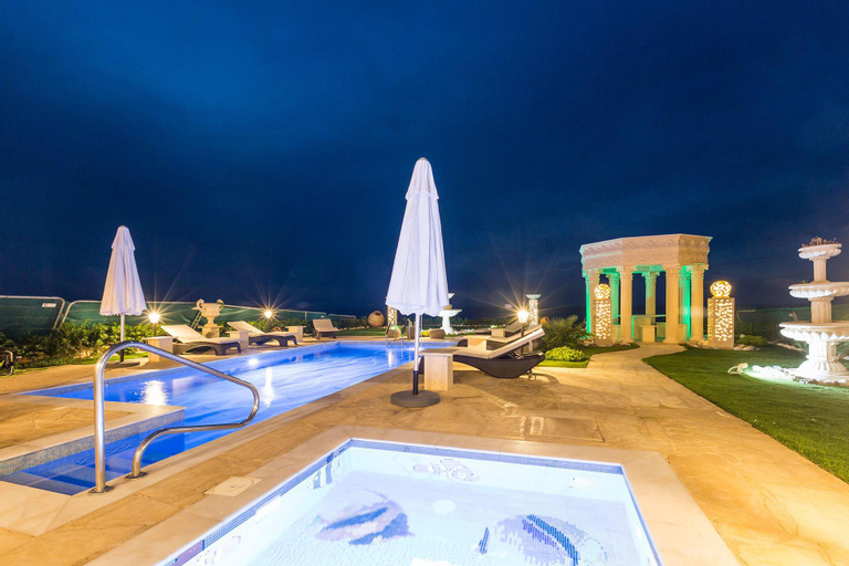 Imagine Renting Your Own 5 Star Private Cyprus Villa on the Beach ...