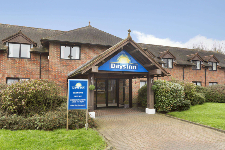 Days Inn by Wyndham Sevenoaks Clacket Lane - Harga Diskon + Promo Hotel ...