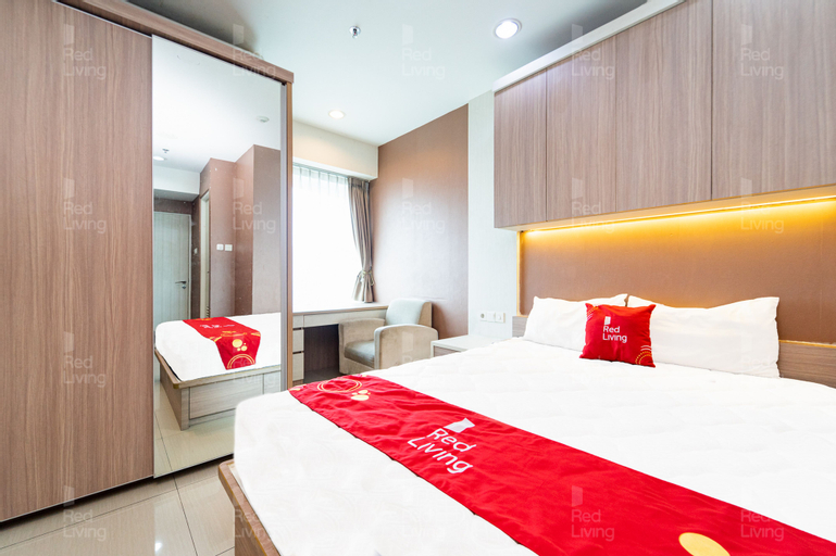 RedLiving Apartemen Grand Kamala Lagoon - Owner Room Tower Barclay ...
