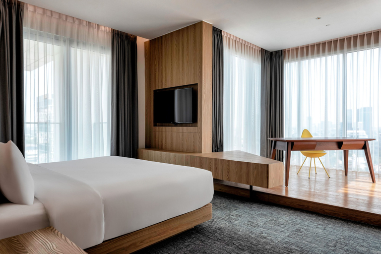Aloft Jakarta Tb Simatupang - Harga Diskon + Promo Hotel 2024