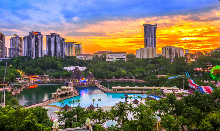 Lagoon Villa at Sunway Lagoon Theme Parks - Cek Promo Hotel Murah ...