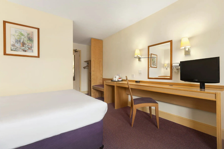 Days Inn by Wyndham Sevenoaks Clacket Lane Harga Terbaru 2023 - Booking ...