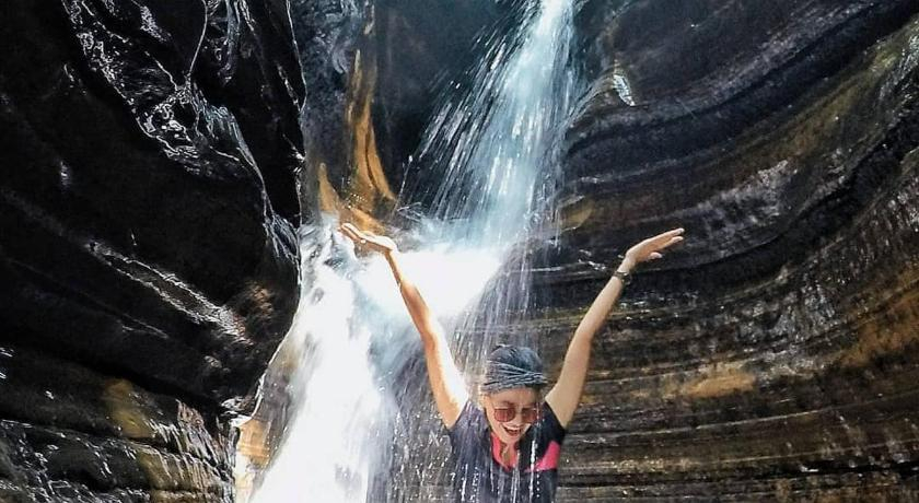 CURUG PUTRI CARITA - Harga Promo 2024 di tiket.com