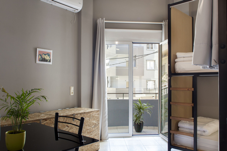 So Young Hostel, Crete Booking Murah di tiket.com