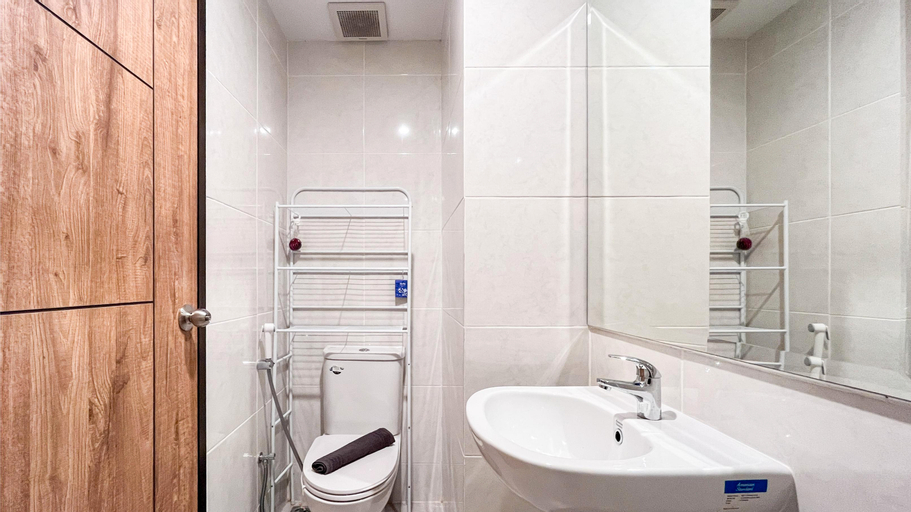 Serene Studio Room at Delft Ciputra Makassar Apartment By Travelio ...