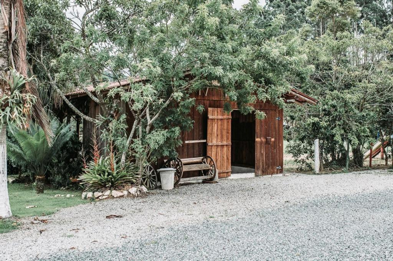 Fazenda Momm - Pousada e Eventos, Camboriú - Cheap Booking at tiket.com